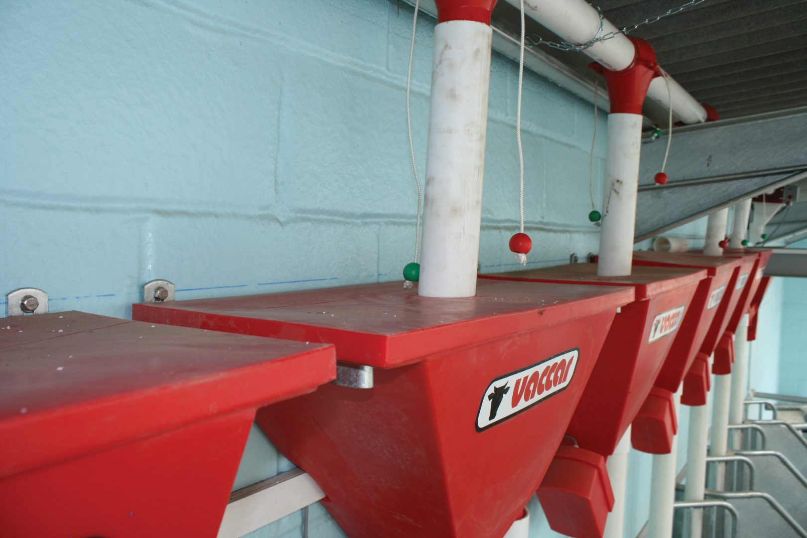 VACCAR FLOWFEED DISPENSERS - Dairy Spares