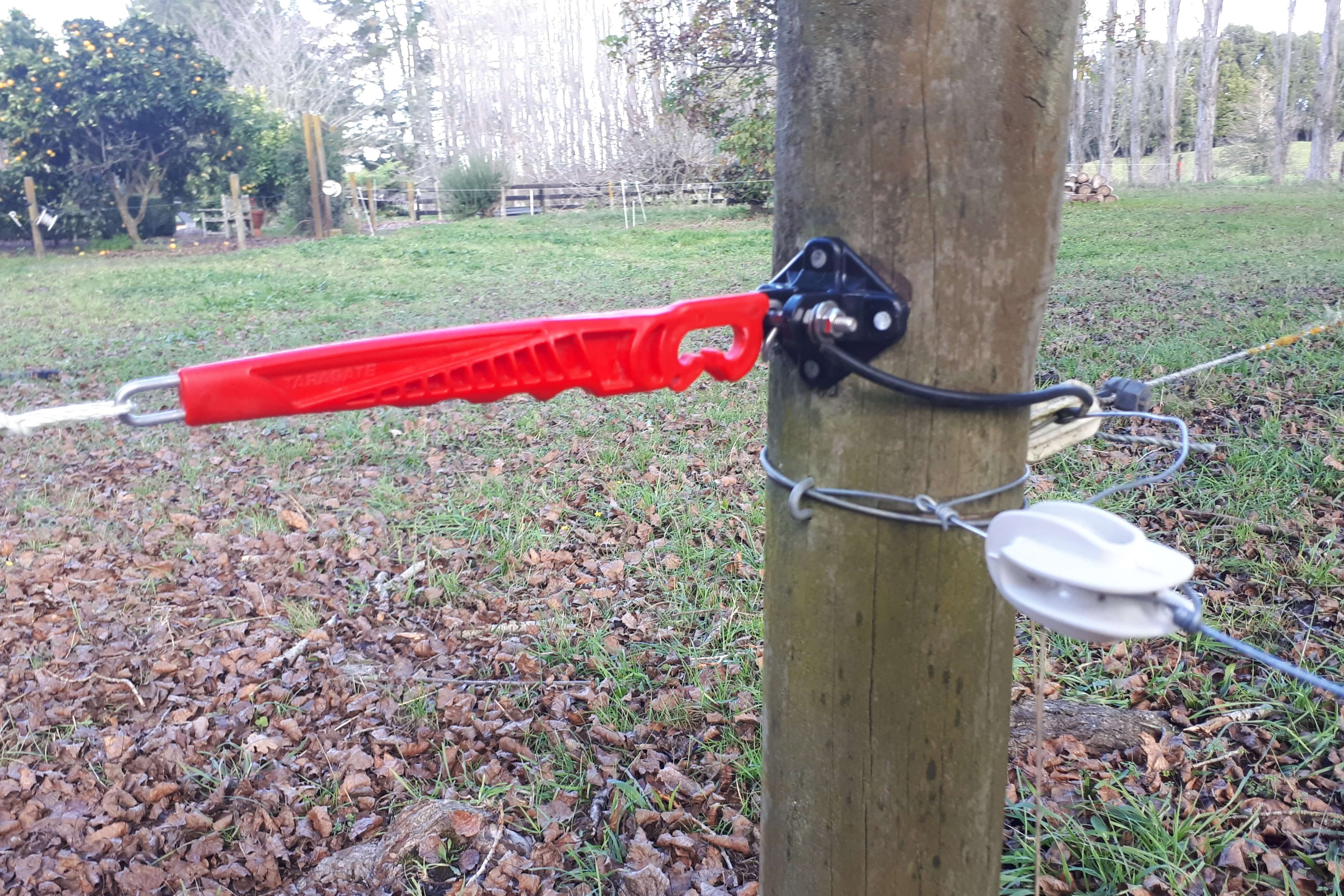 TARAGATE DEAD AND ALIVE GATE HANDLE | Product categories | Dairy Spares